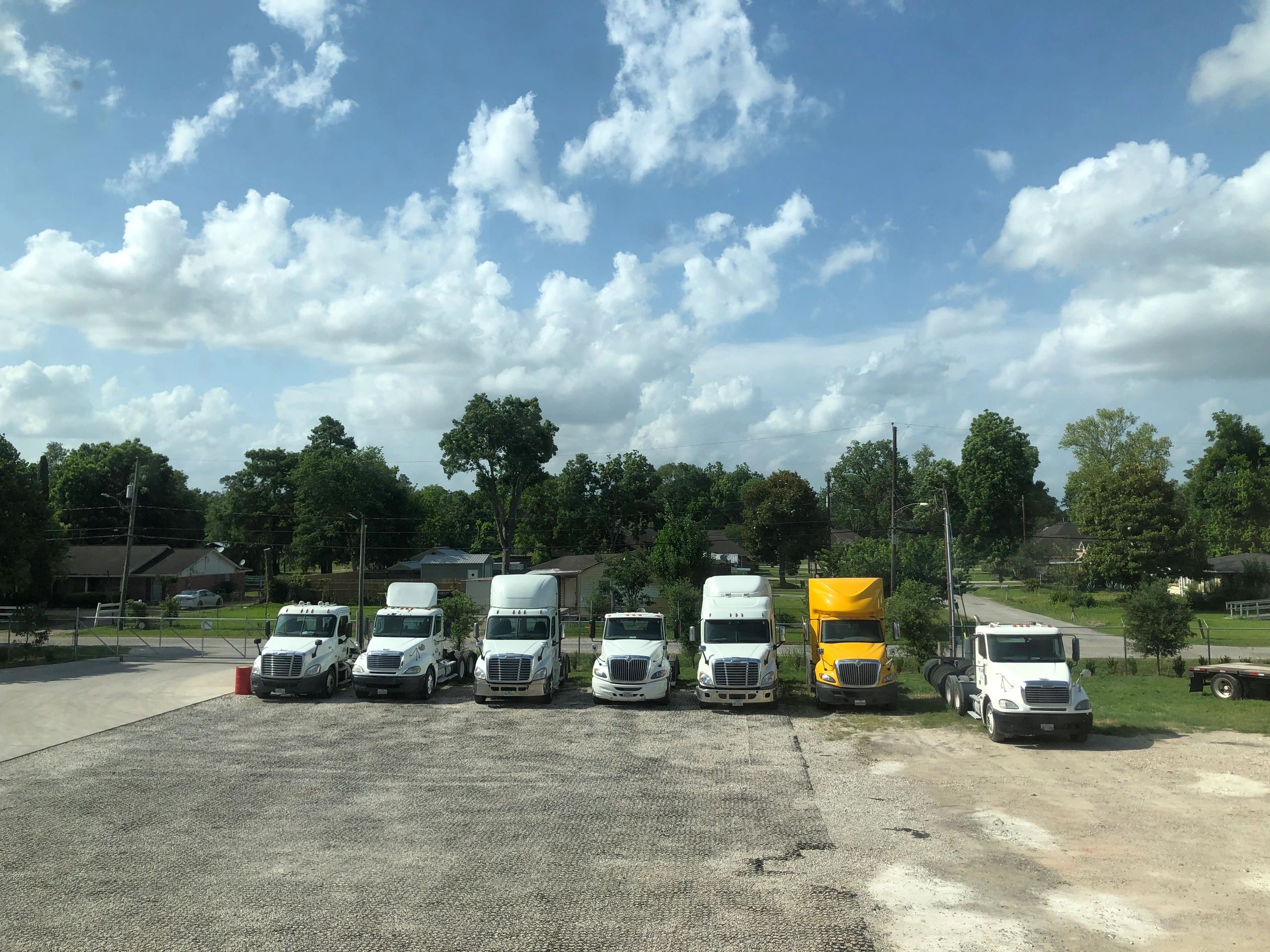 Top Flight Trucking & Logistics LLC