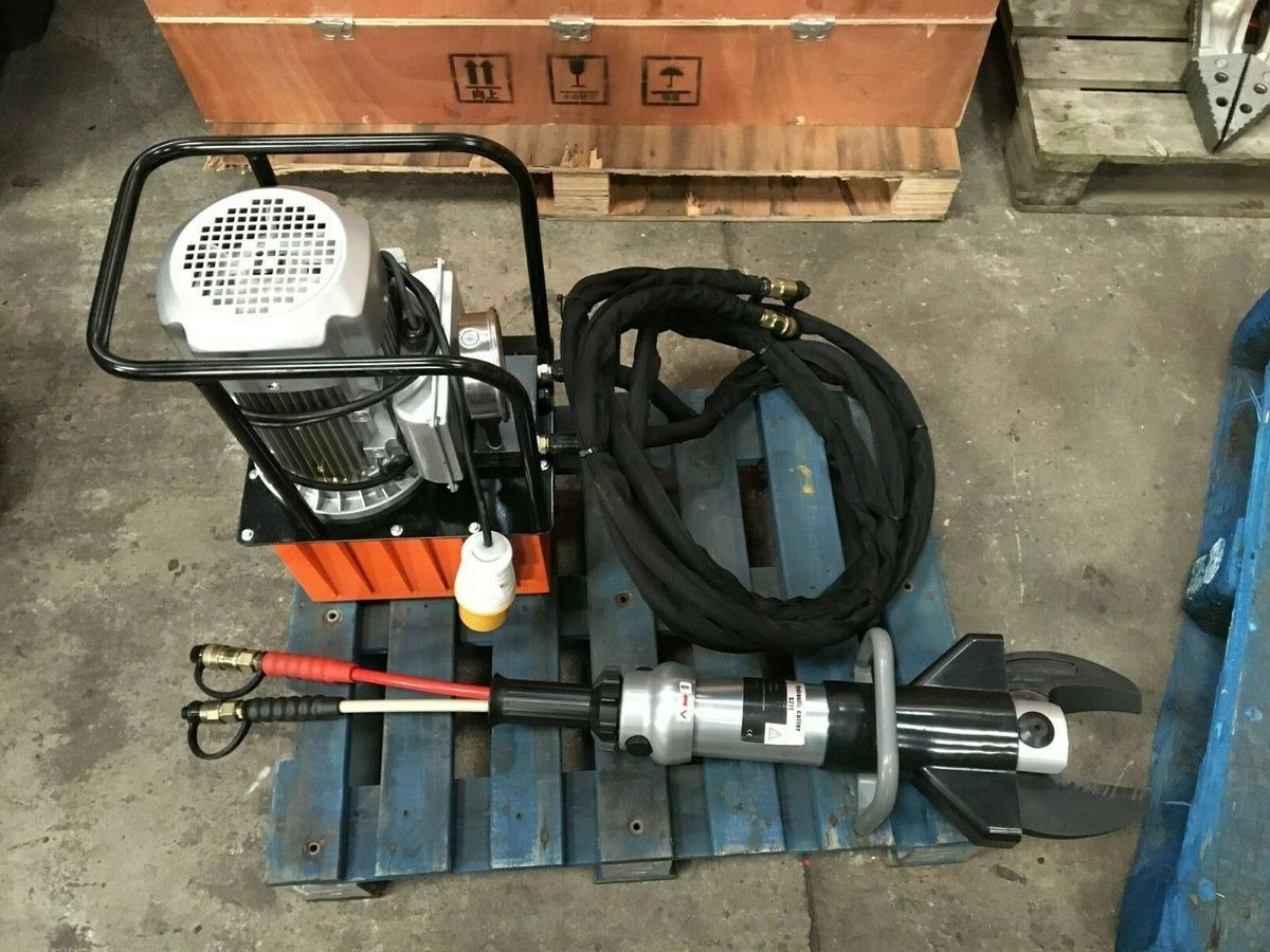 HYDRAULIC CATALYTIC CONVERTER CUTTER