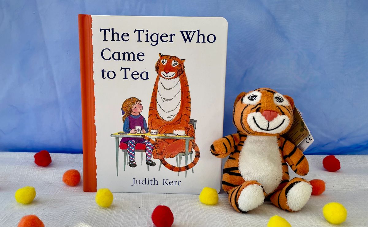 The Tiger Who Came to Tea Book and Soft Toy Gift Set