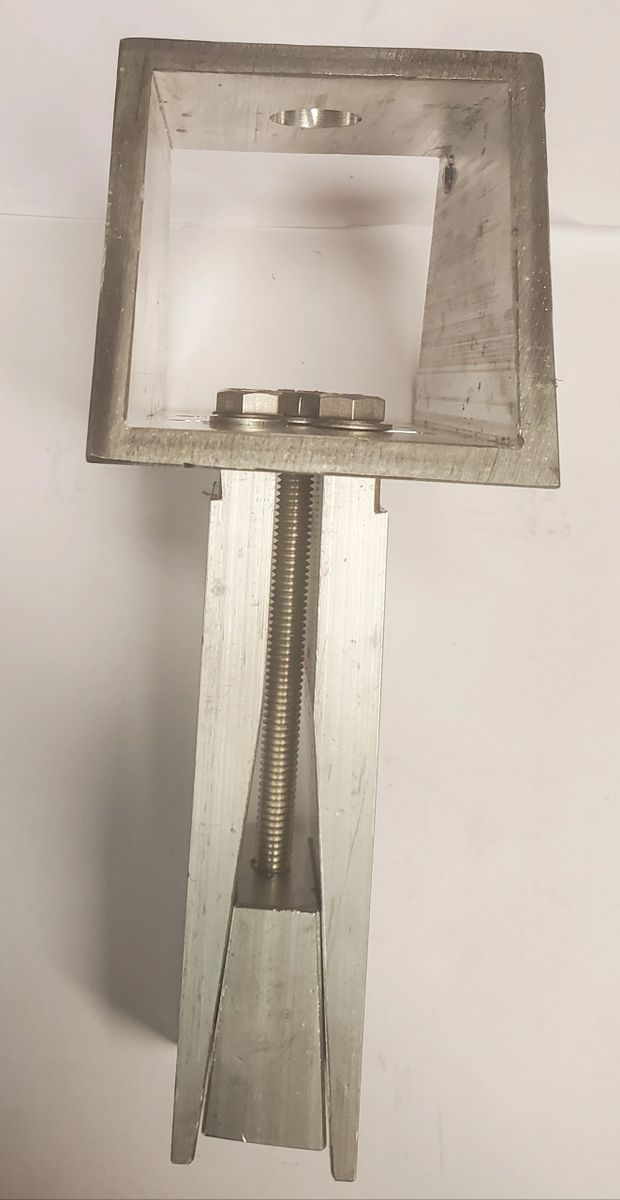 Large Vertical Pocket Bracket # 703