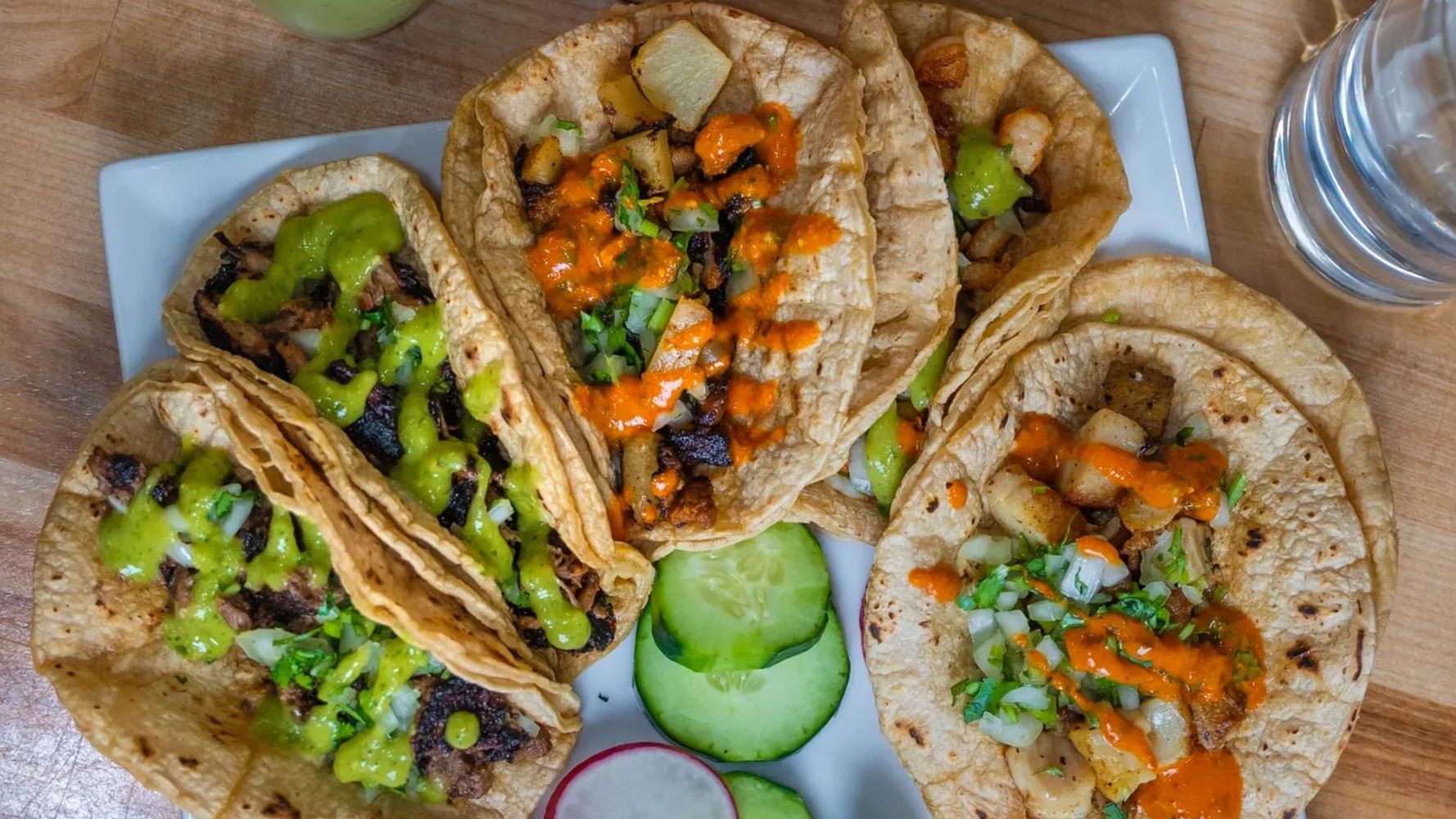 Mexican & Salvadoran Food Drinks at Habanero Tacos Bar Grill