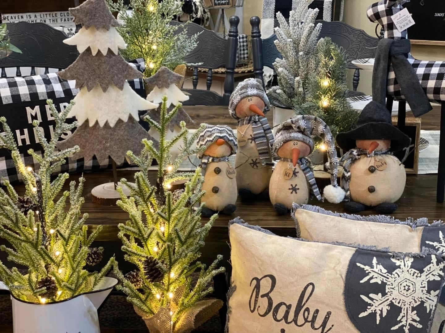 Prim Rose Primitives