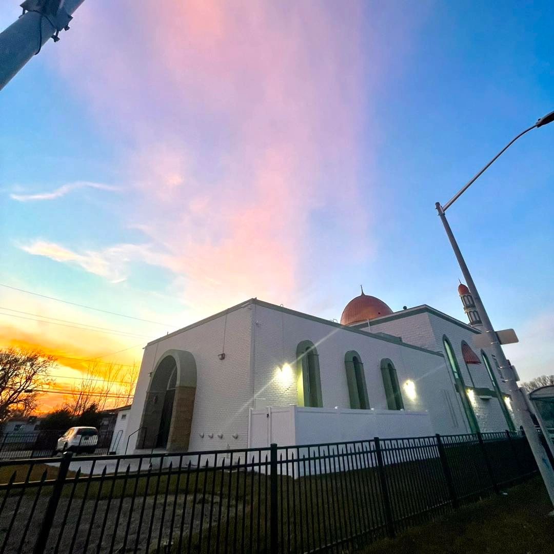 Send Us Your Snapshots of Windsor Mosque!