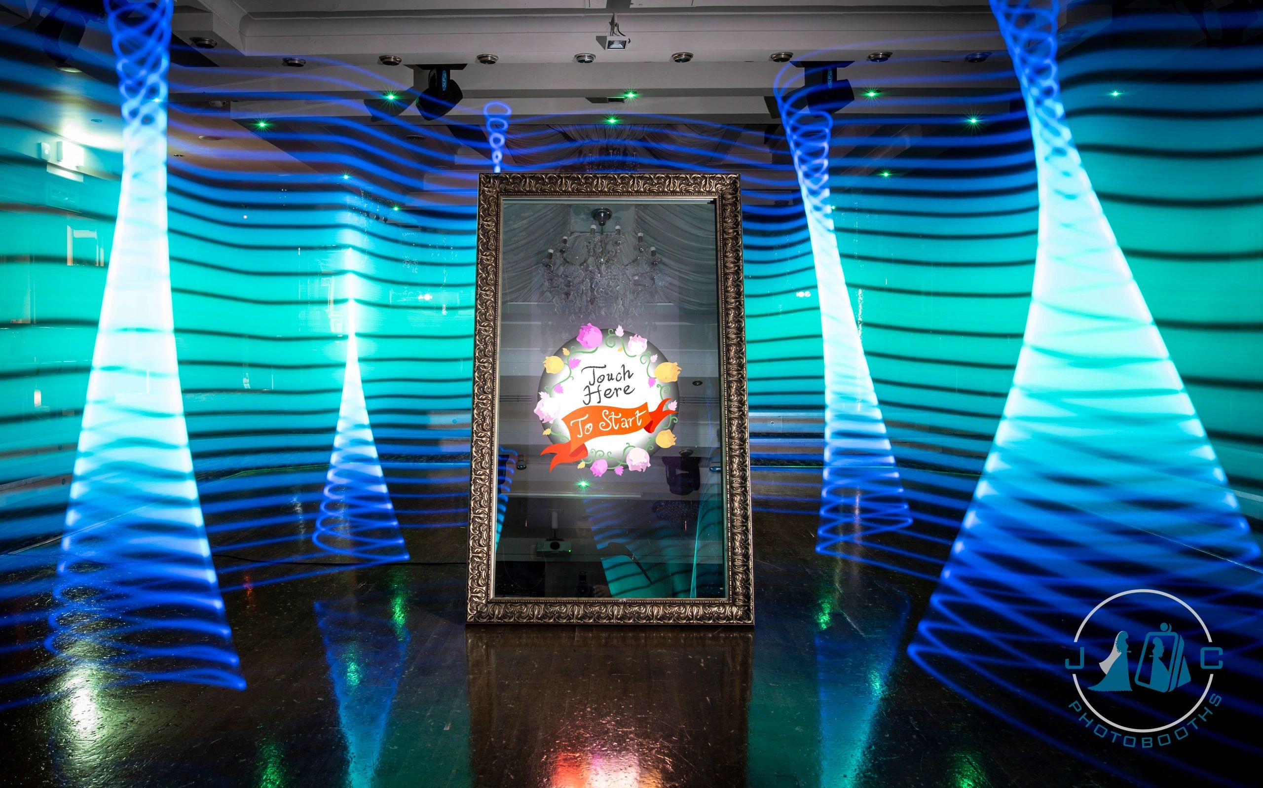 JC Photobooths - Mirror Photobooth, Full Length Mirror, Photos