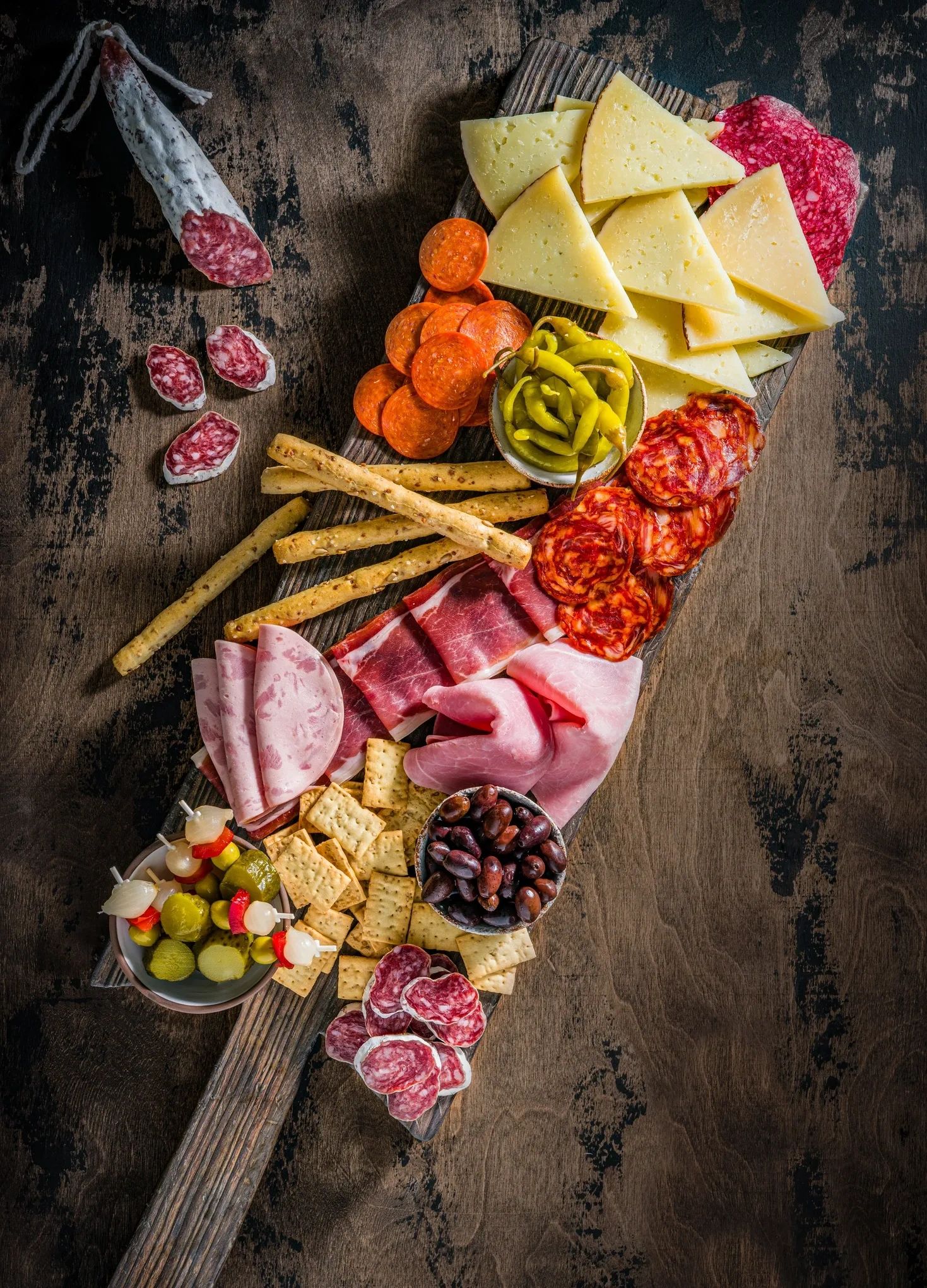 Bodega Alvprisa - Manchego Cheese, Serrano Ham, Charcuterie Board Products