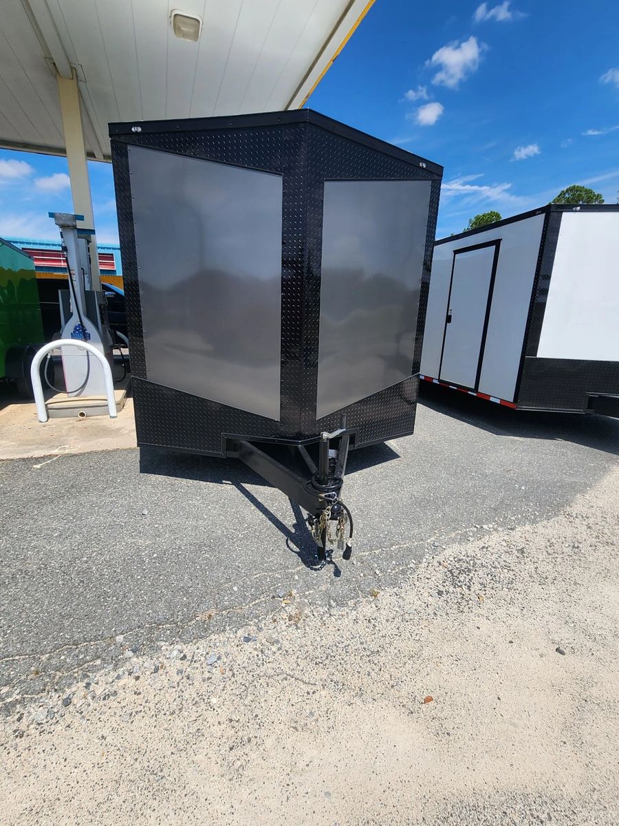 8.5x20 two tone race trailer