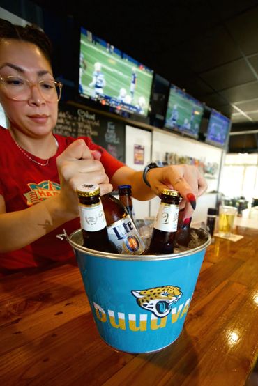 Photos | Harps American Pub & Grill