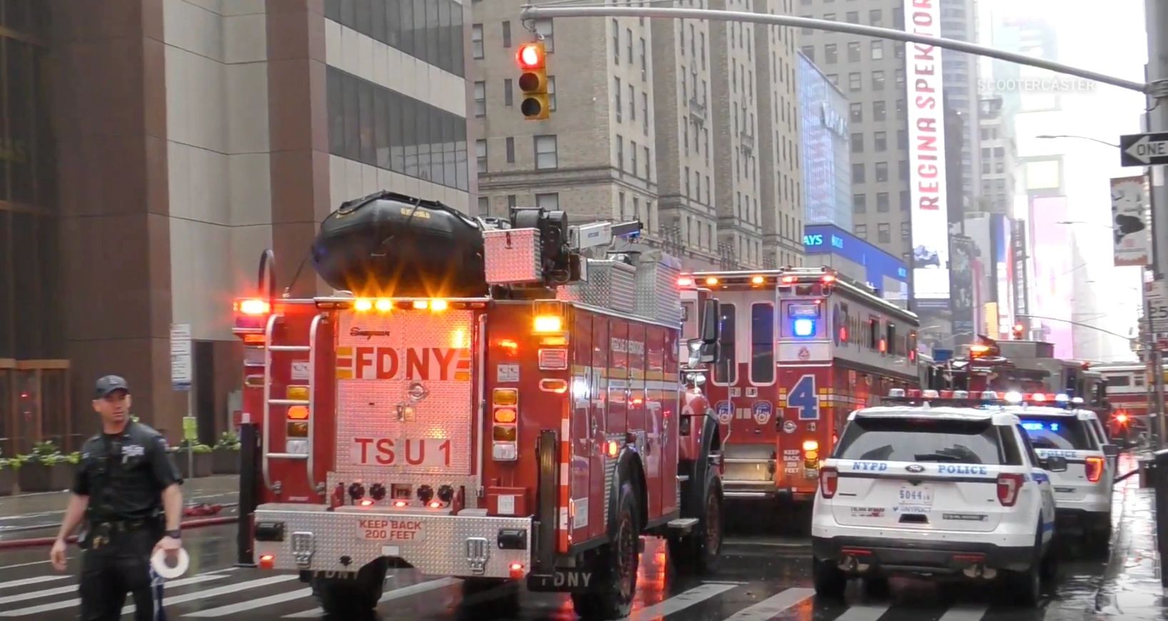 'It felt like 9/11' - Locals react to fatal NYC helicopter crash