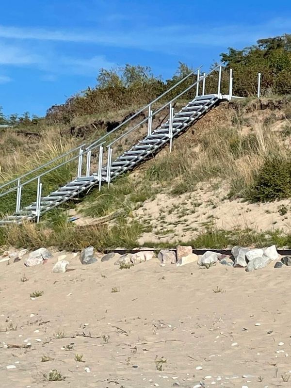 Gallery | Ezbeachsteps