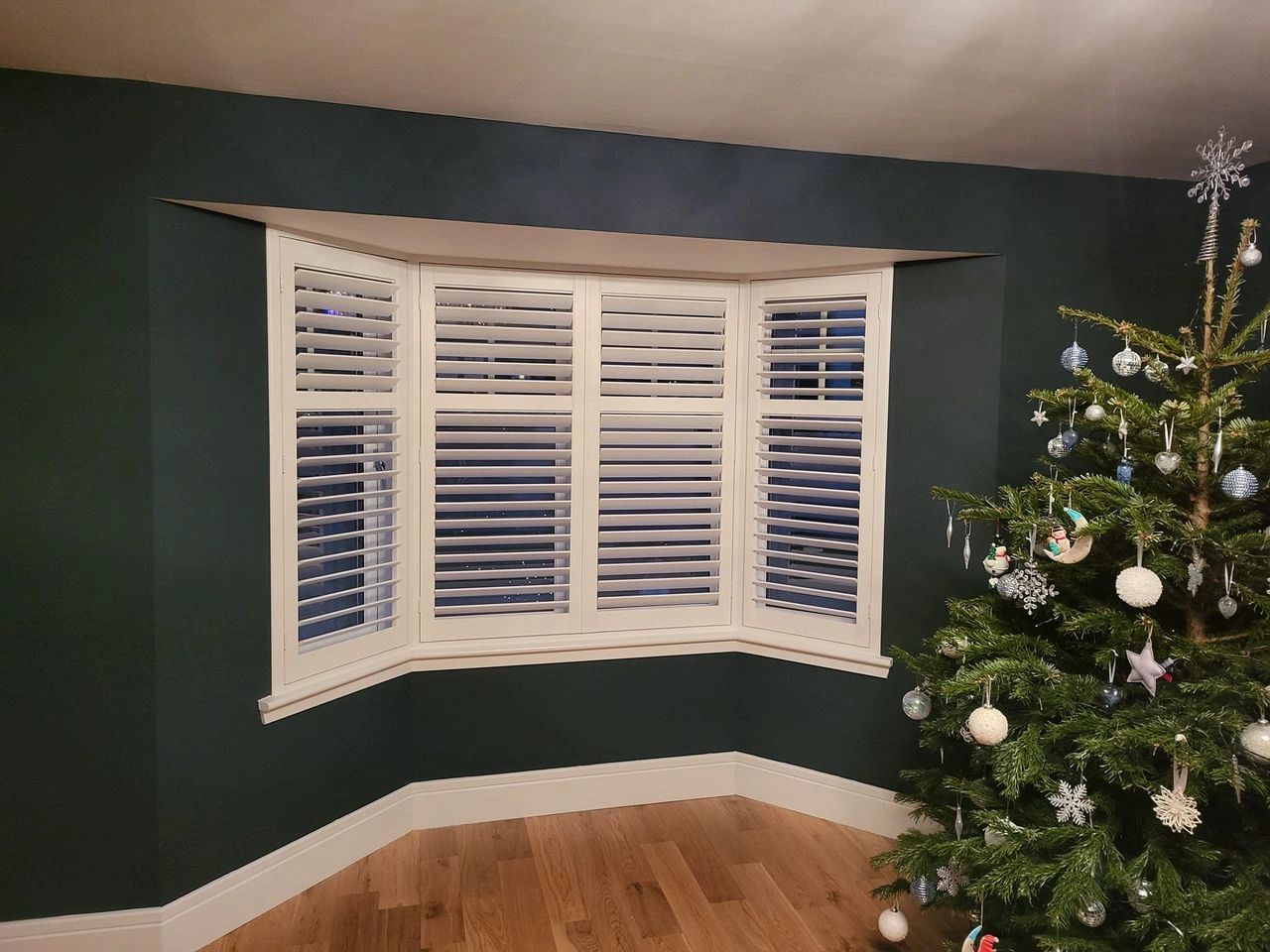 Blinds vs. Shutters: An In-Depth Comparison