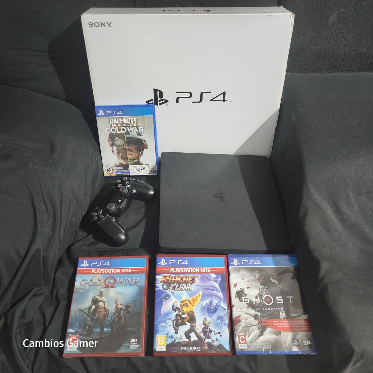 Consola Ps4 Slim 500gb con juegos usada