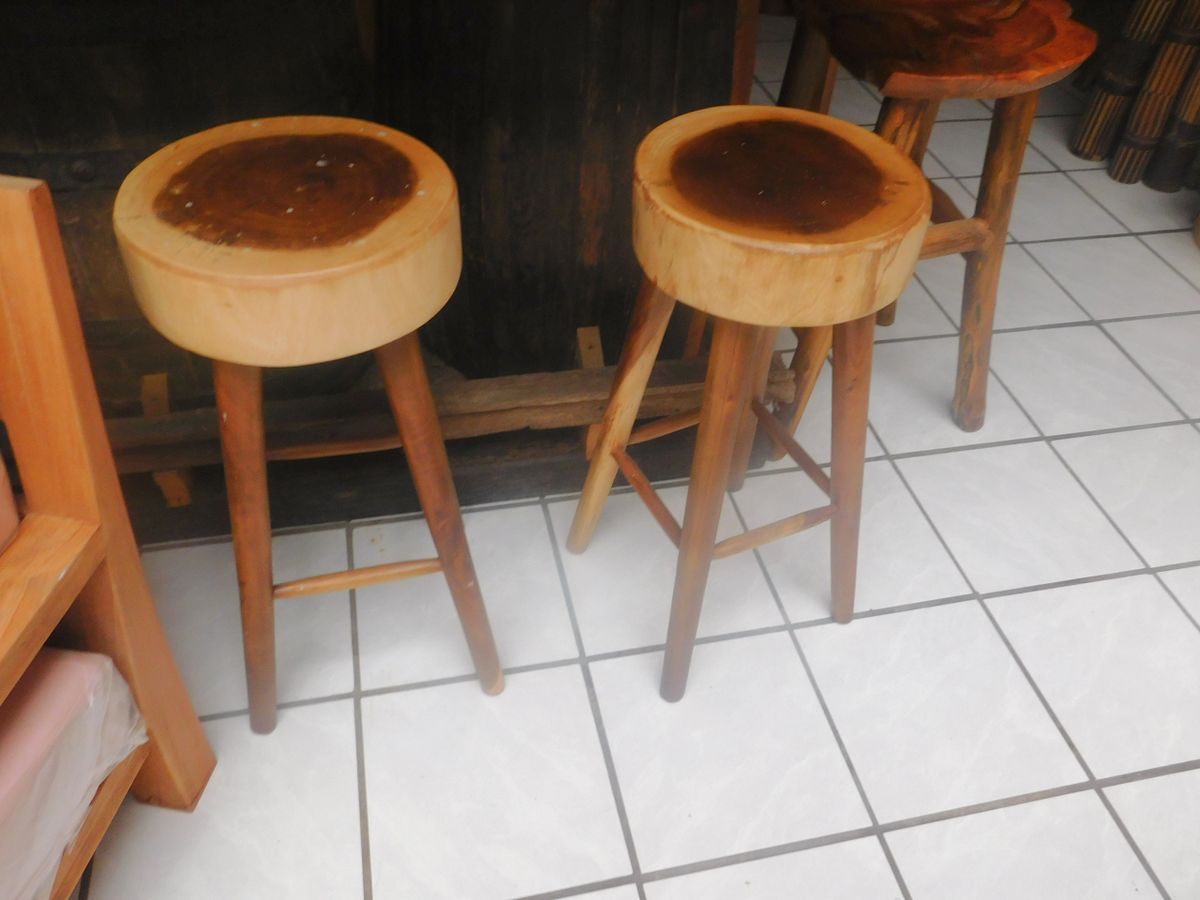 HUANACAXTLE BAR STOOL