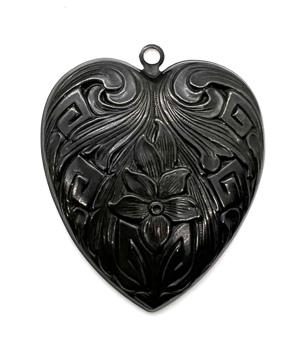 Vintaj Salvage Heart Pendent
