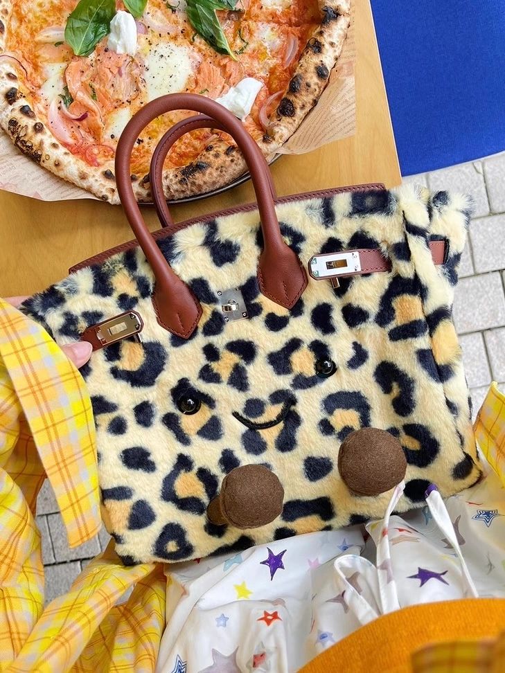 Little Miss Fluffy (Sunny Safari)