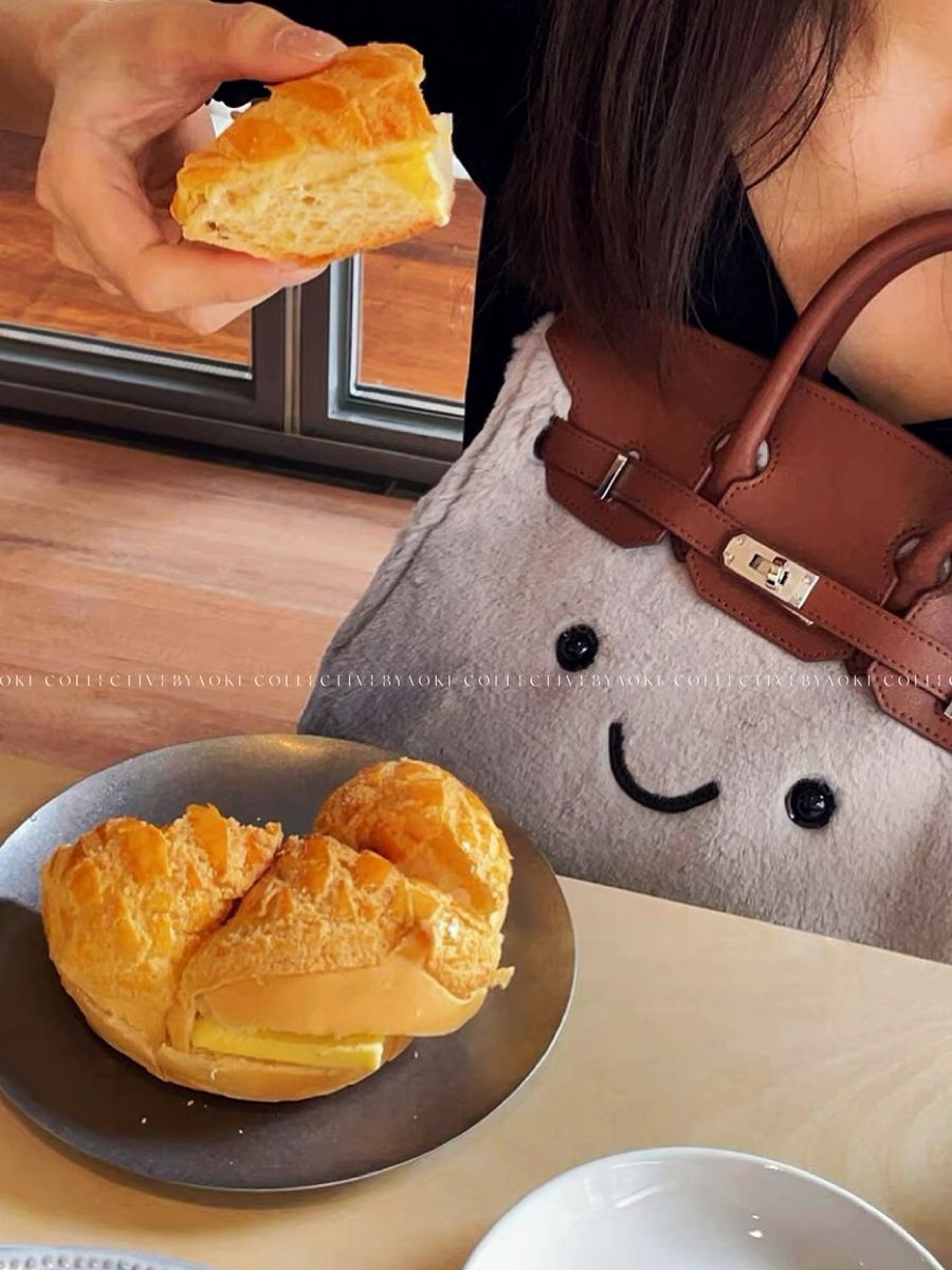 Little Miss Fluffy (Grey)