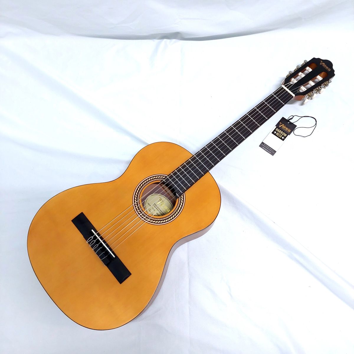 Valencia VC203H 200 Series 3/4 Size Hybrid Nylon String Guitar