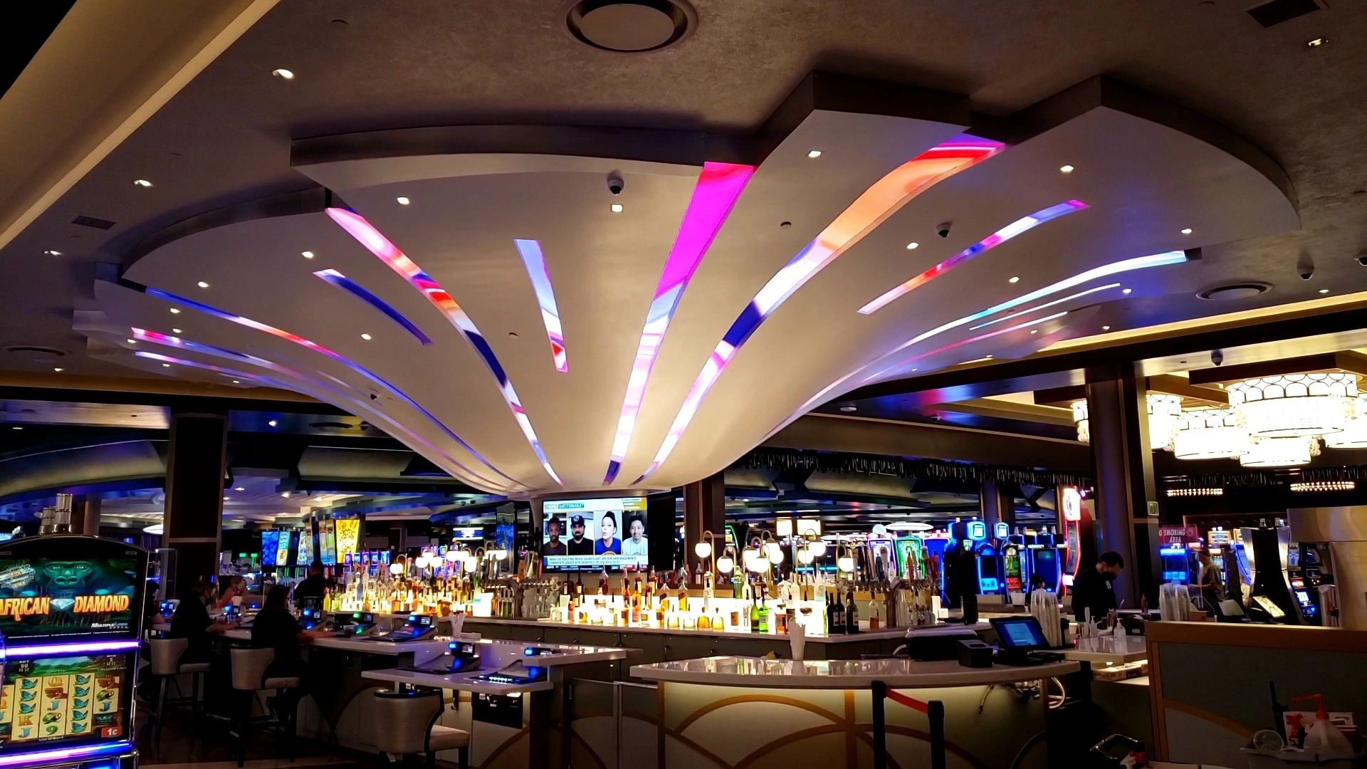 MediaWorks - Digital Displays, Signage Pylon, Signage