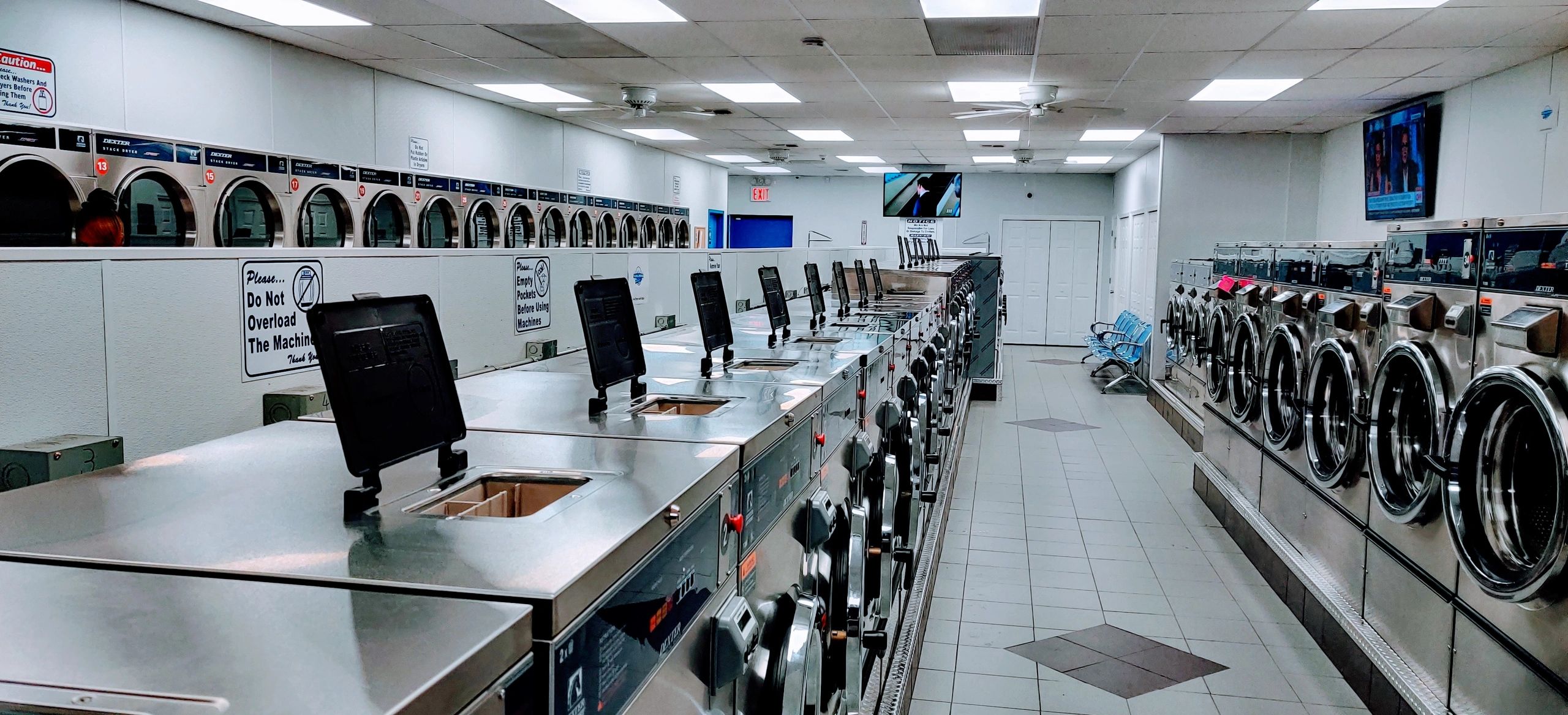 Colonial Springs Laundromat in Wheatley Heights, New York