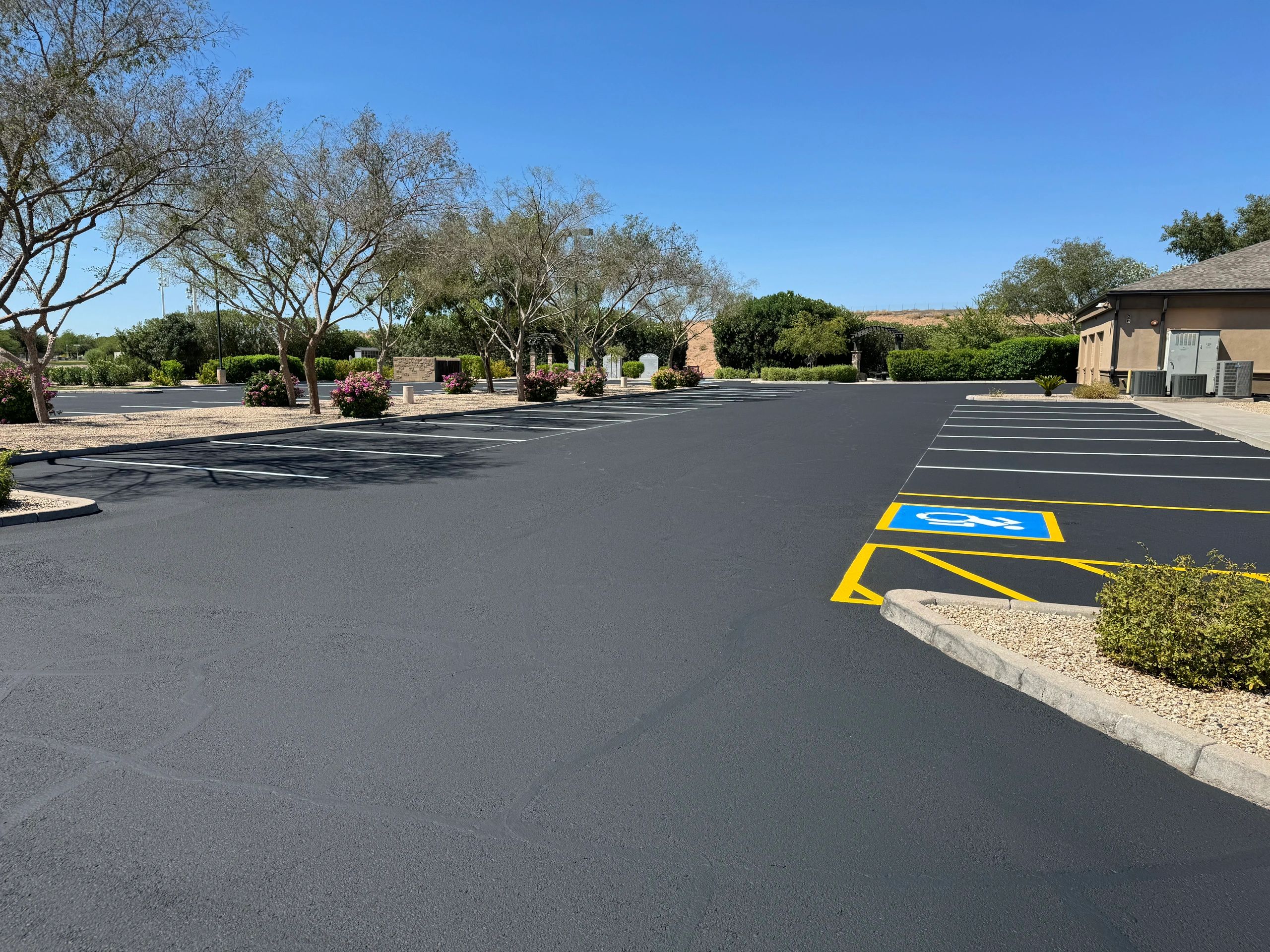 Top Blacktop Contractor for Quality Asphalt Services