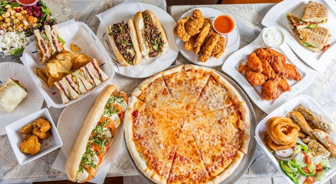 Lisa’s Family Pizzeria Melrose - Pizza, Pizzeria, Thin Crust, Pizza