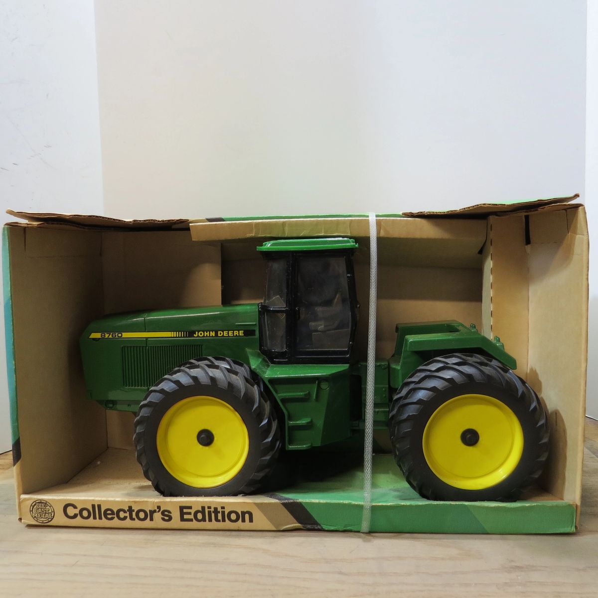 John Deere Model "8760" 4WD Tractor, 1/16 scale, JD-5595-10BA-B