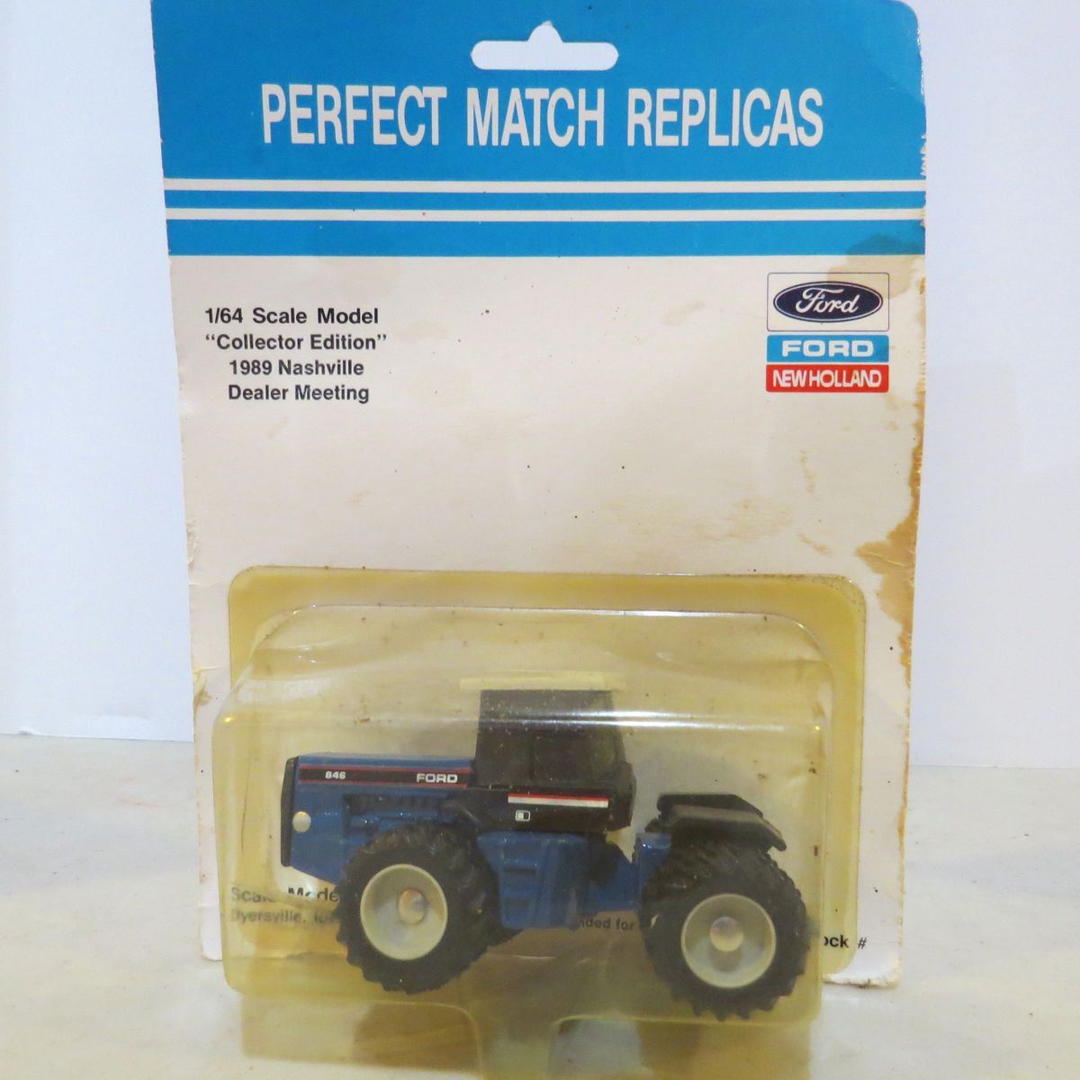Ford 846 4WD Tractor, 1/64 scale, FD-364-P