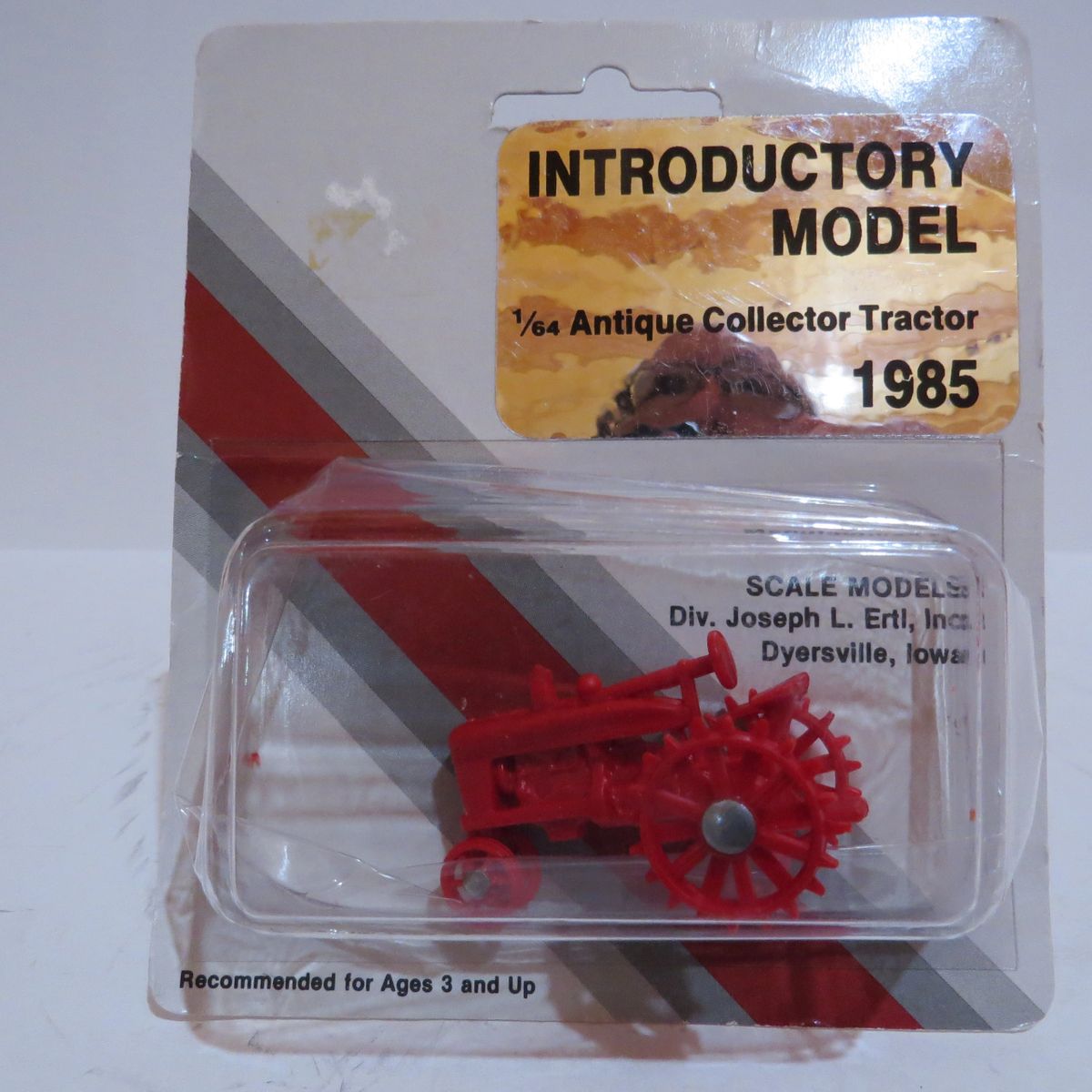 Farmall Model "M" Tractor, 1/64 scale, IH-JLE 004-IM-P
