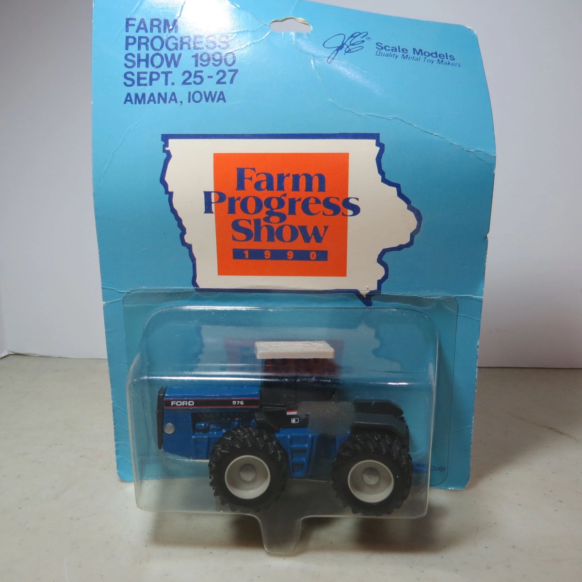 Ford Model "976" 4WD Tractor, 1/64 scale, FD-345-P