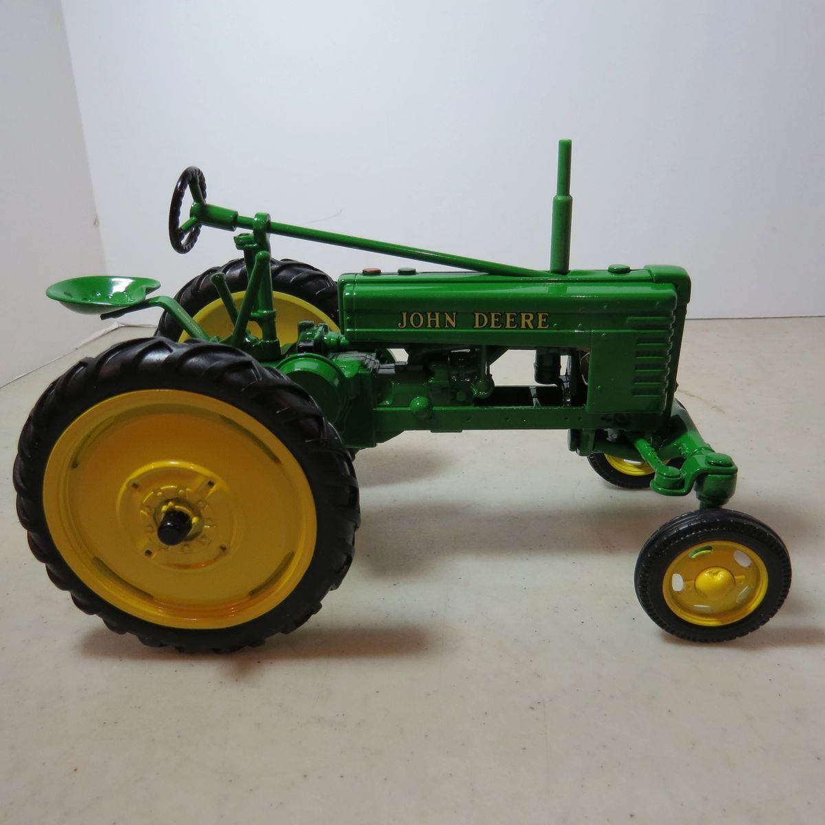 John Deere Model "HWH" Tractor, 1/16 scale, JD-16006-1HA-B