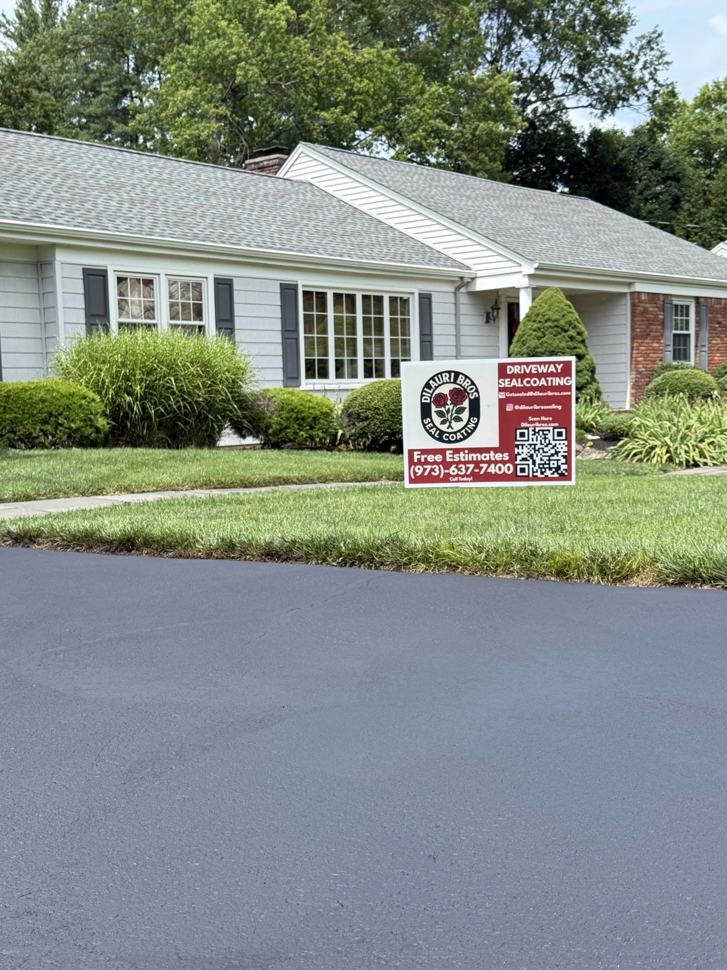 Expert Seal Coating Asphalt Services | DiLauri Bros.
