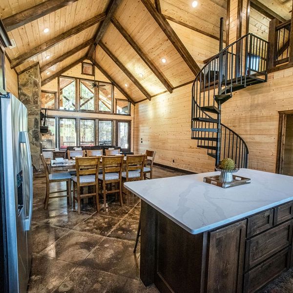 Cabin, Vacation - Sittin' Sweet Cabin - Broken Bow, Oklahoma