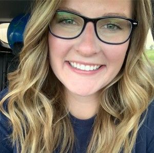 Sitting Independently: Carlie Applegate, PTA