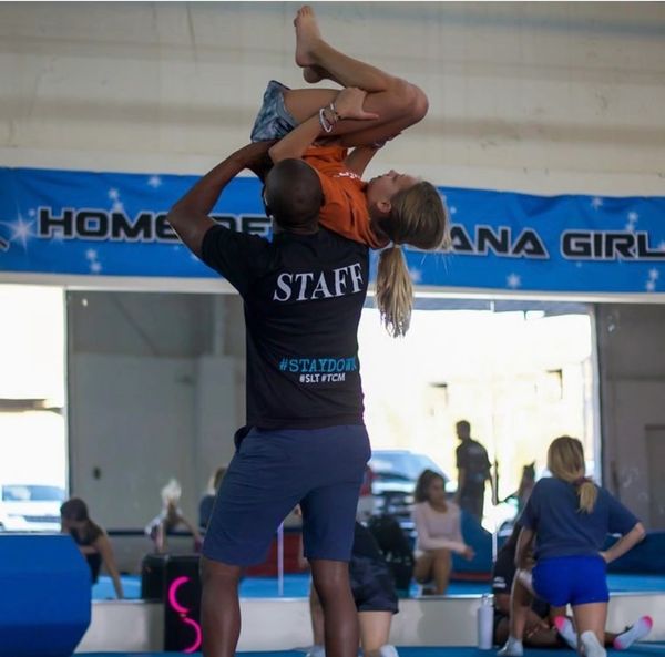 Cheerleading and Tumbling - Houston Elite Cheer