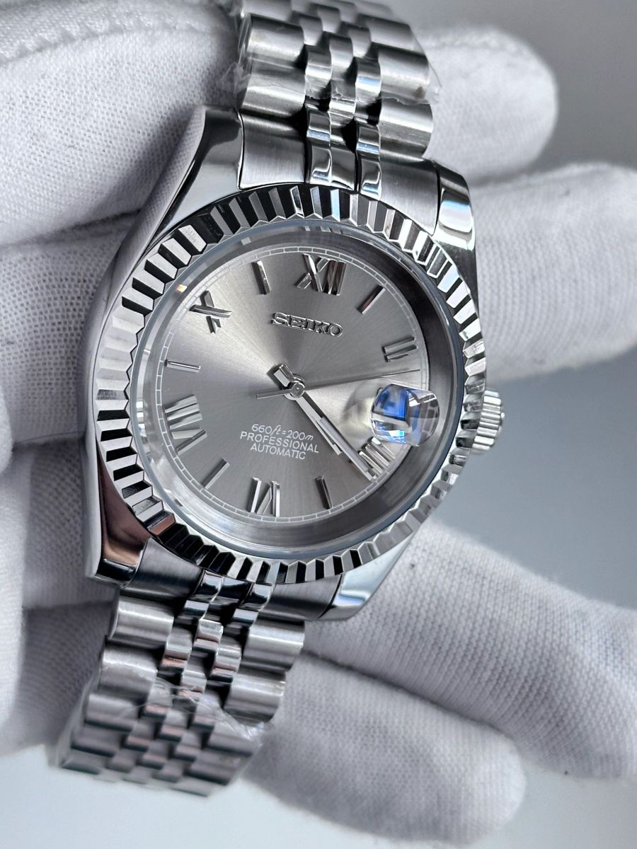 SEIKO CUSTOM MOD ROMAN WATCH - ASH GREY