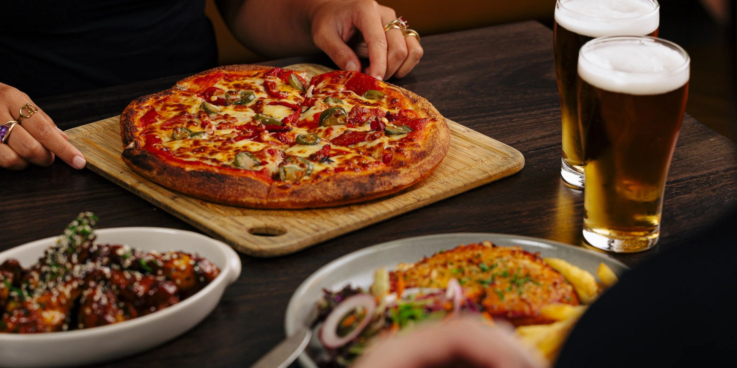 Golden Point Hotel - Family Dining - Ballarat, Victoria