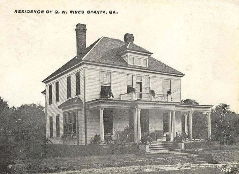 Our 1890 Southern Farmhouse