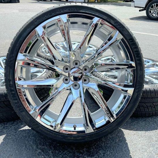 26" GM CHROME WHEELS AND TIRES * ESCALADE TAHOE YUKON