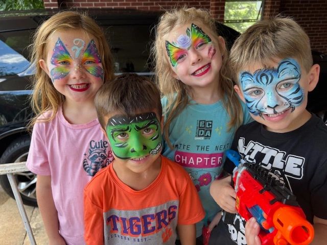 Jess Paints Face Painting