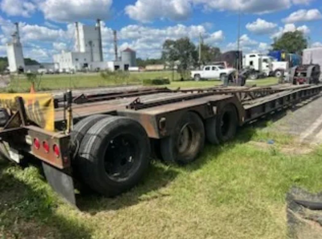 1994 TRANSCRAFT 60 TON 3 AXLE RAILROAD RAIL EMBEDDED RAIL TRAILER LOW BOW