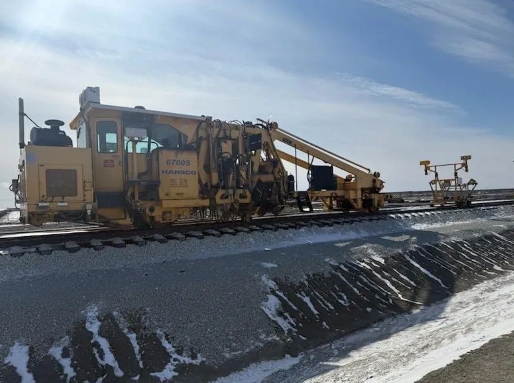 JACKSON 6700 BIG CAB PRODUCTION RAILROAD TAMPER WORK READY