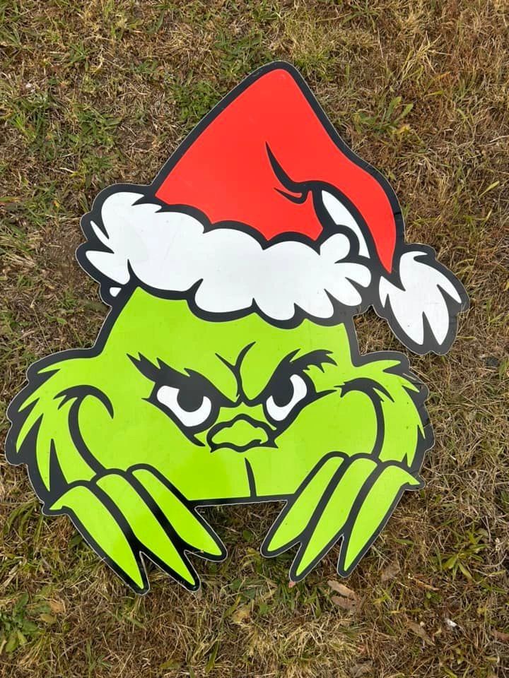 PEEPING GRINCH