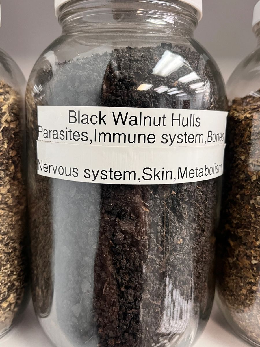 Black walnut hulls