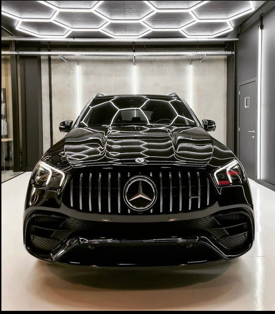 Diamond Dolls Concierge