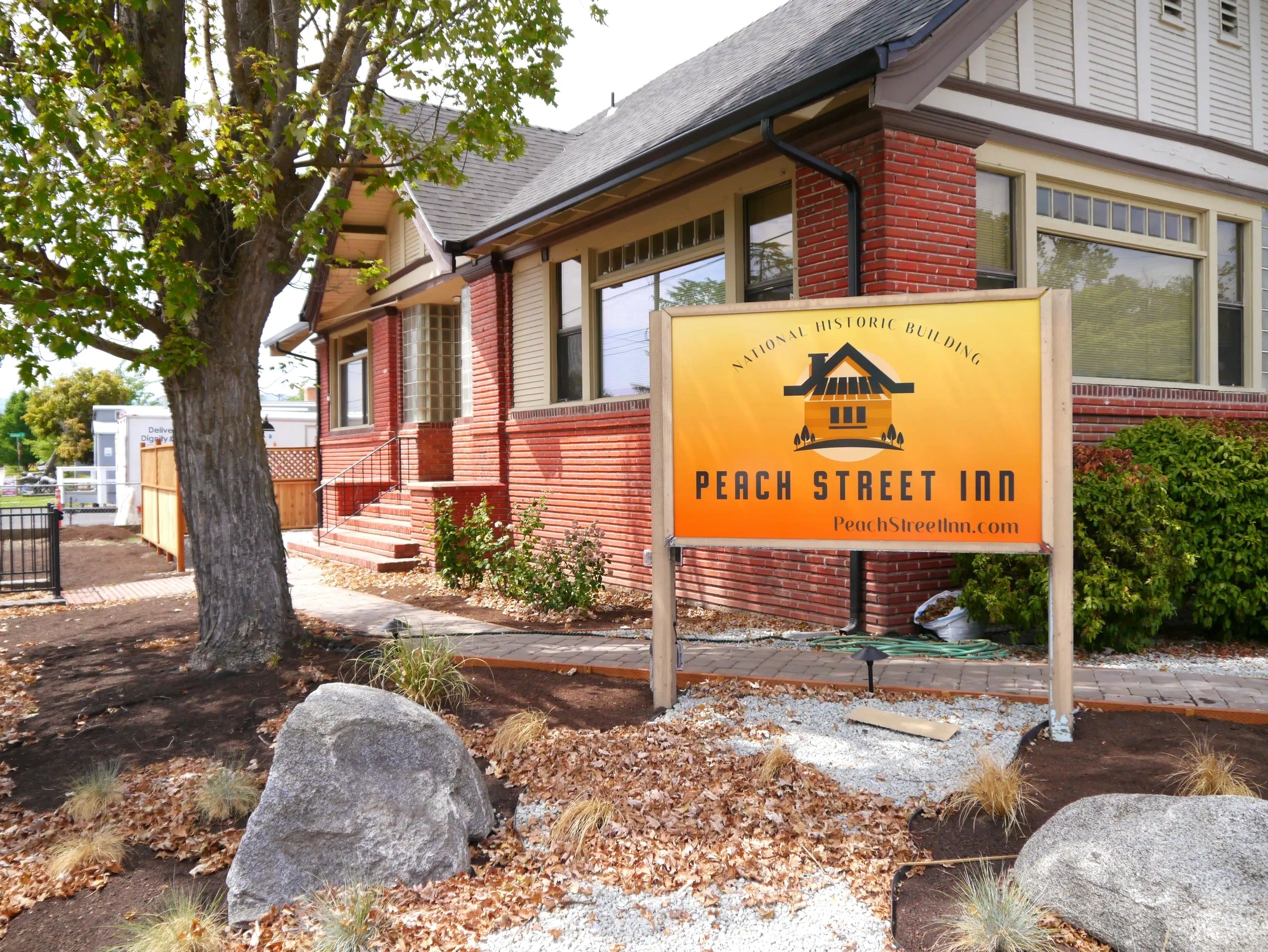 Peach street Inn