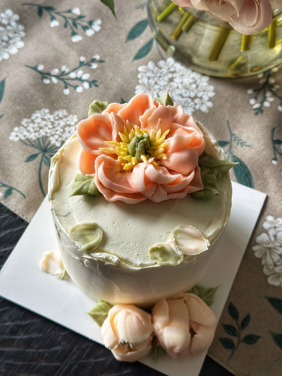 Floral Mini Cakes