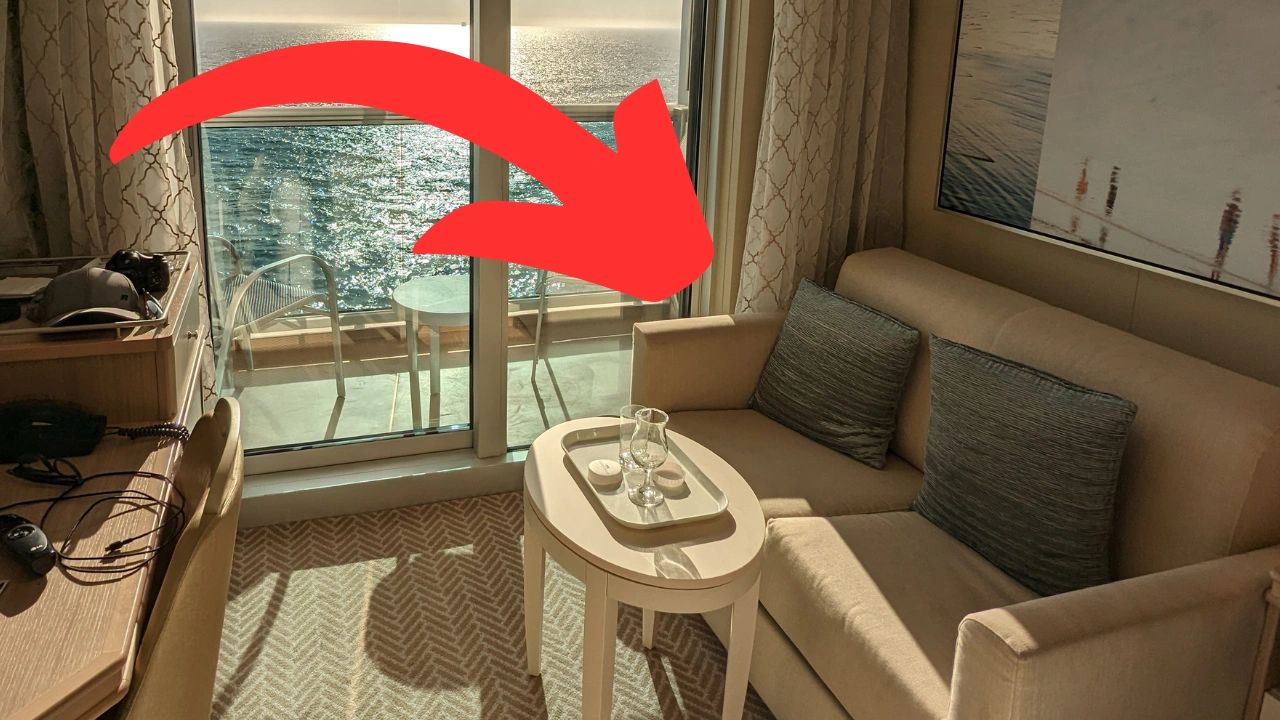 Princess: Difference between a Balcony and Deluxe Balcony cabin?