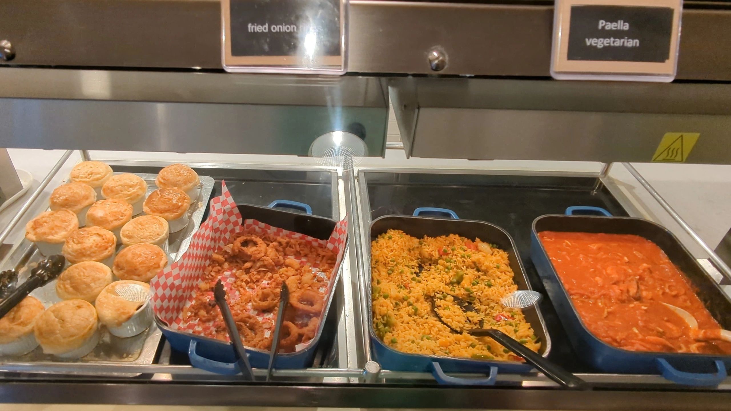 What Food is Available in the Princess World Fresh Marketplace?