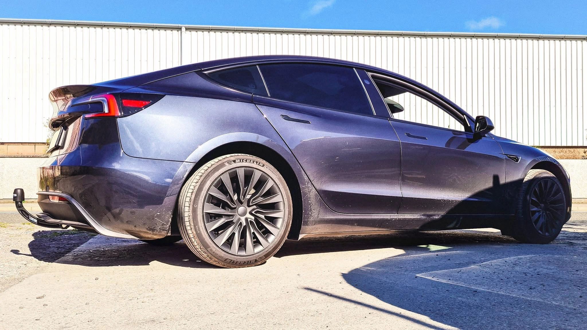 Tesla: Model 3 Towbar Fitting Inverness