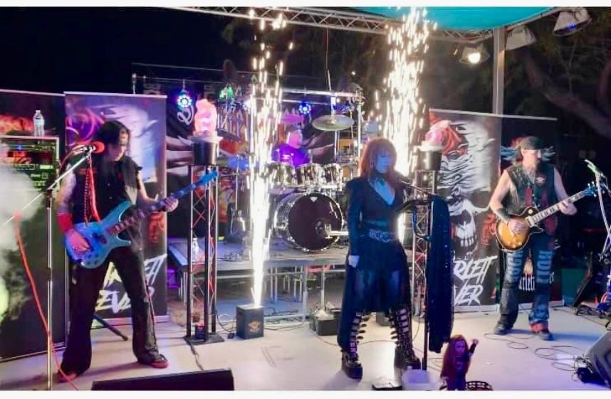 Rock Bands - Skarlett Fever Band