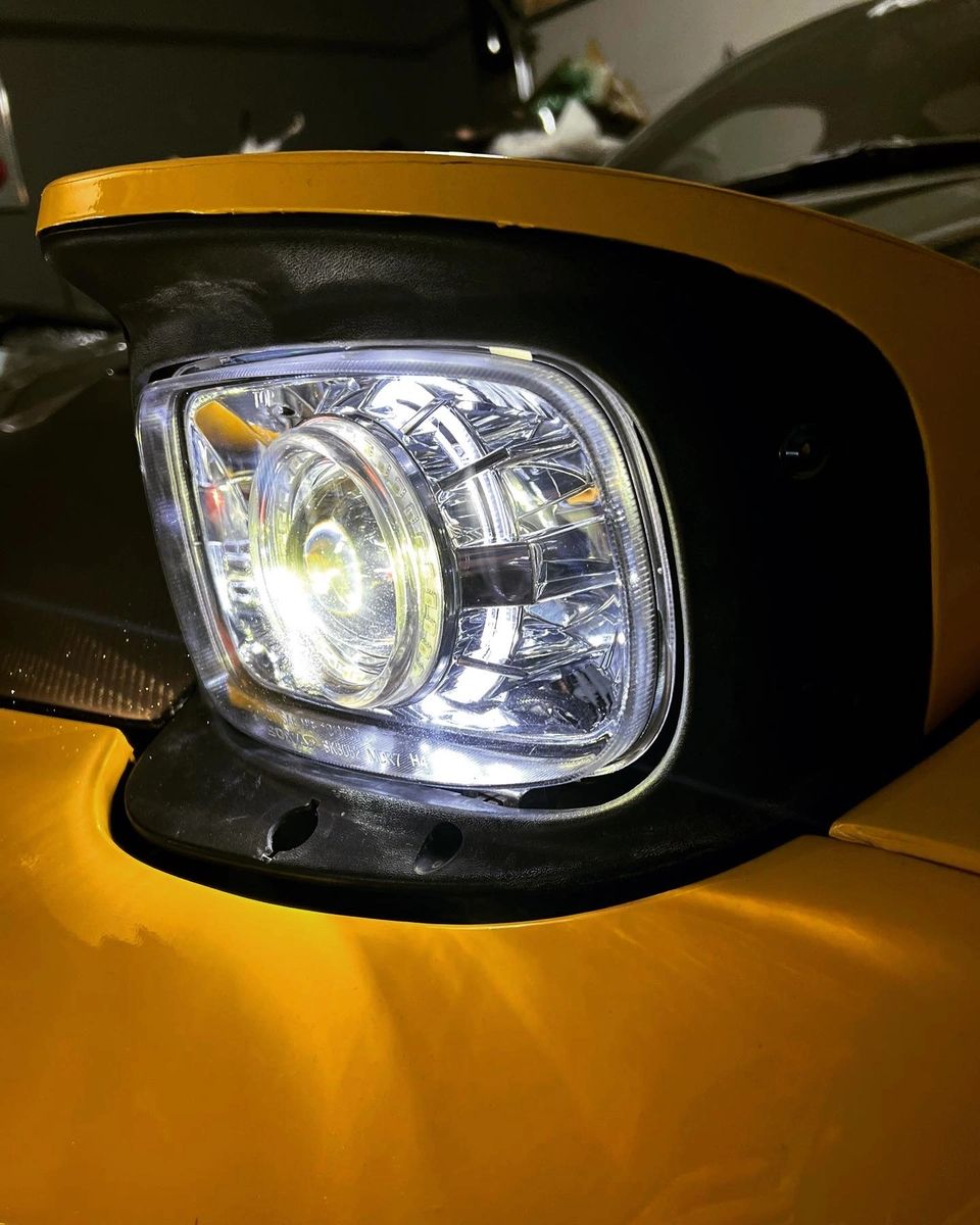 Mazda Rx7 (FD3S) Double Halo Headlights